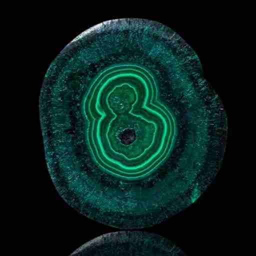 Green Crystals - What Are They And What Do They Do